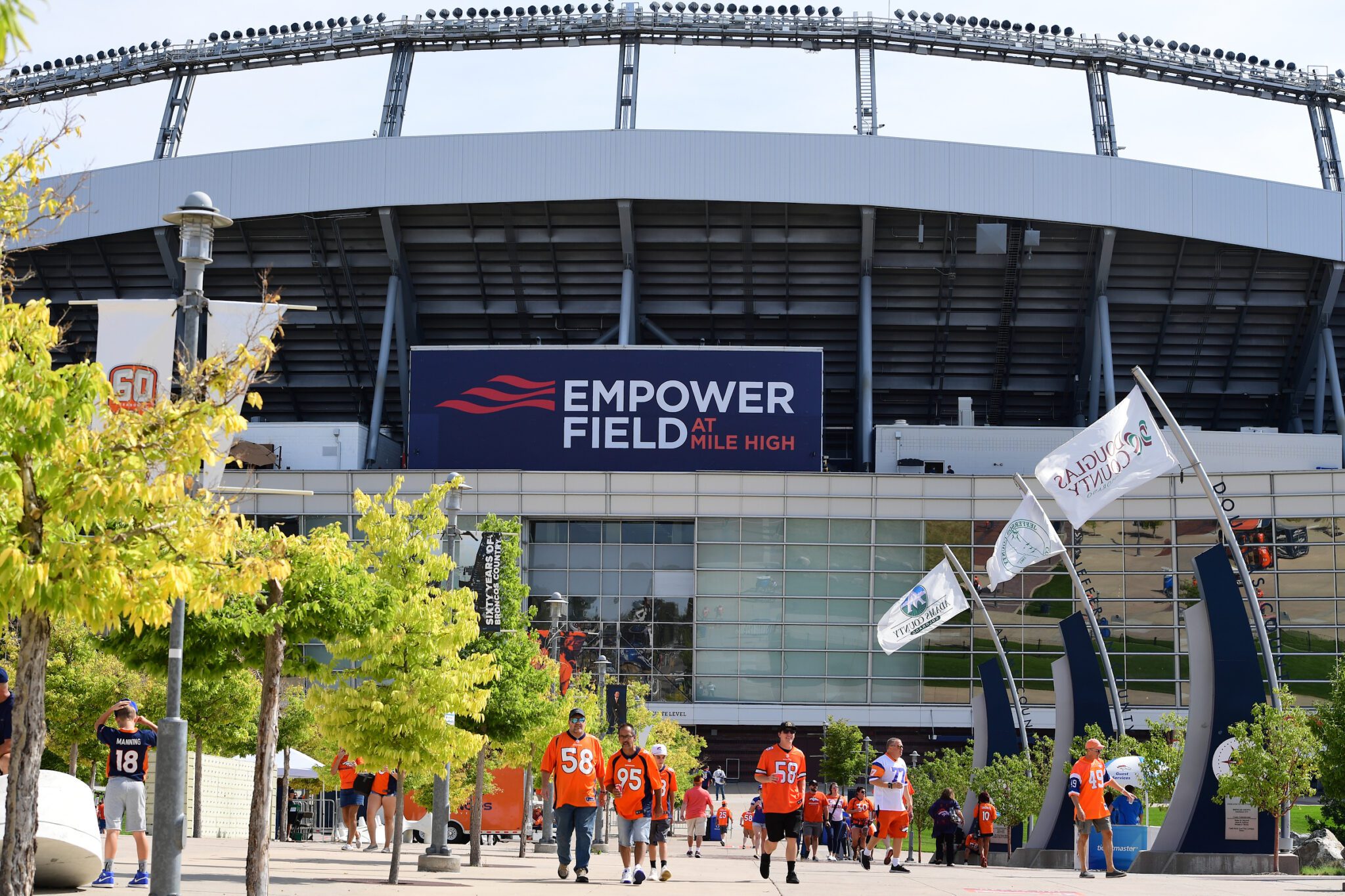 Technology Touchdown: The Denver Broncos Score Big with Comcast ...