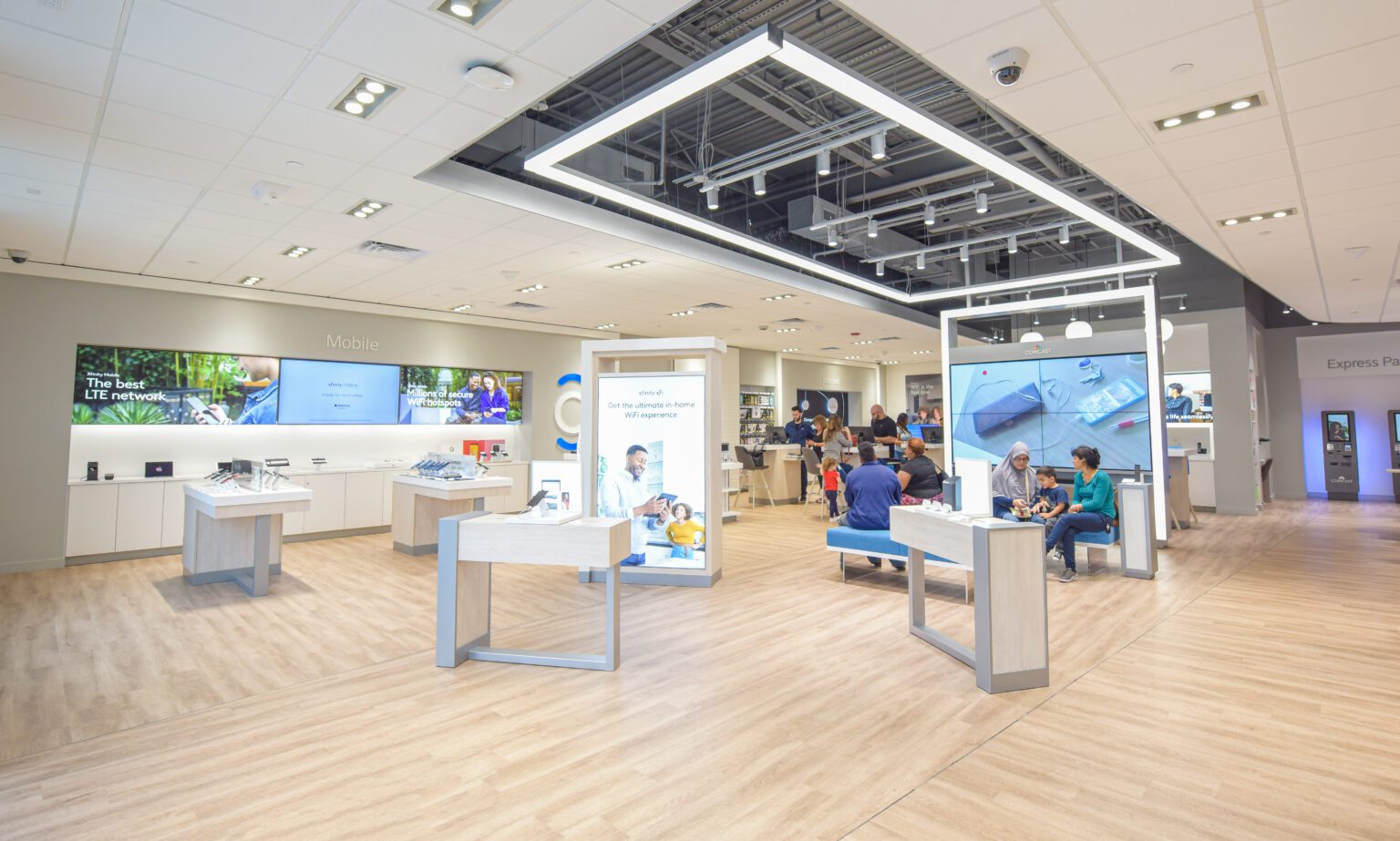 Comcast Offering Assistance at Xfinity Stores to Increase Participation ...